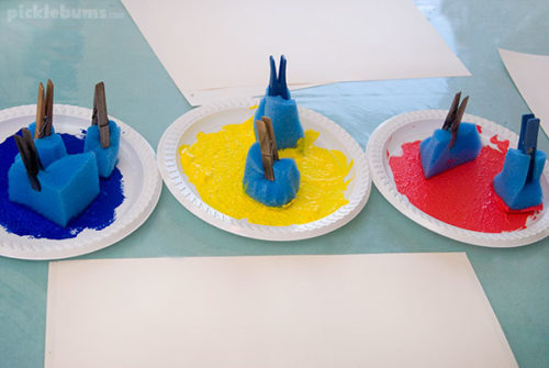 Easy Sponge Printing For Kids - Picklebums